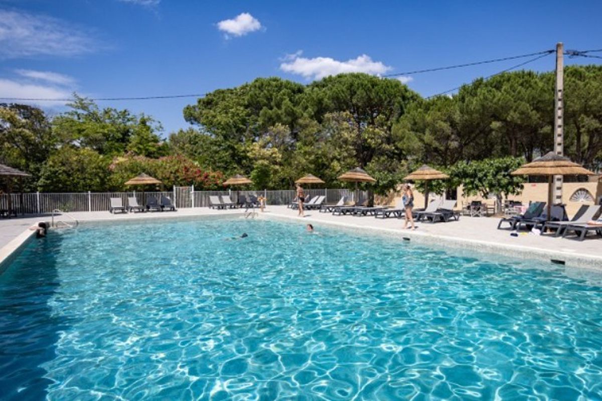 Camping Le Hameau Des Pins - Carqueiranne