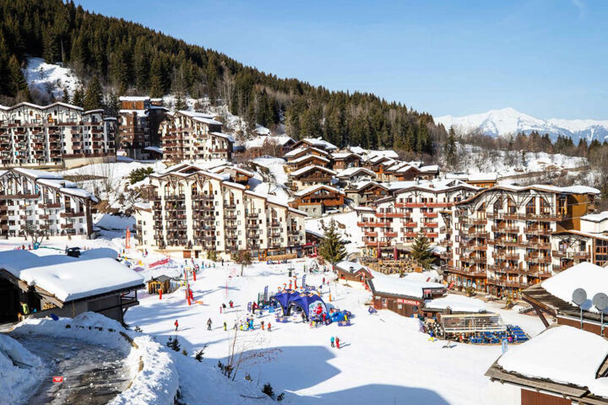 Residence Le Grand Bois - Courchevel Le Praz, France